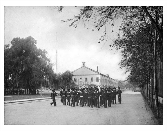Perry Ave - Navy Yard — Old NYC Photos