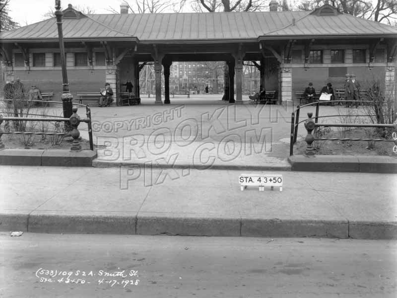 Scene in Carroll Park, 1928 — Old NYC Photos
