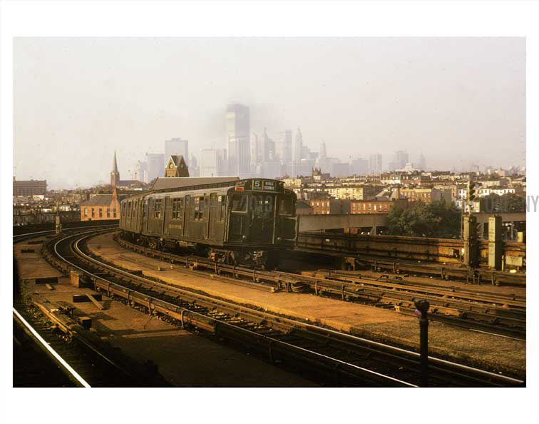 Smith Street & 9th Train — Old NYC Photos