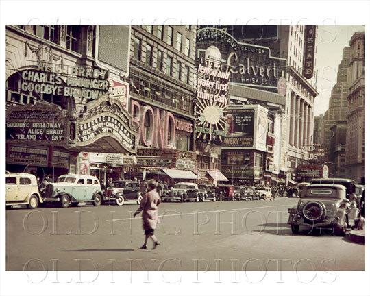 Times Square Bonds Clothes store 1938 — Old NYC Photos