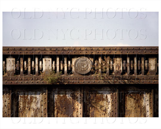Westside Bridge Emblem Badge d 1979 — Old NYC Photos